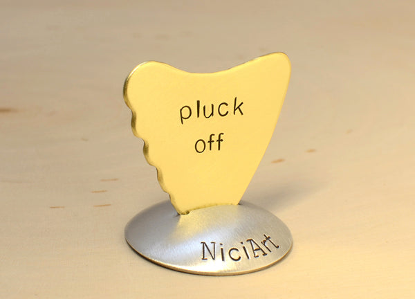 Brass Shark Fin Guitar Pick with Groovy Edge and Pluck Off – Nici's Picks