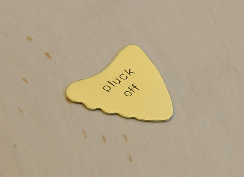 Brass Shark Fin Guitar Pick with Groovy Edge and Pluck Off – Nici's Picks