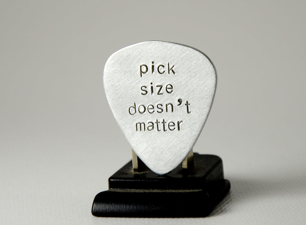Pick Size Doesn't Matter Handmade Aluminum Guitar Pick – Nici's Picks