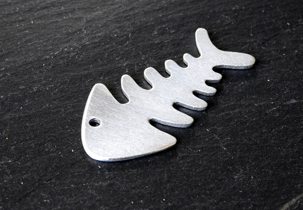 Guitar Pick Fish Bone Handmade from Aluminum – Nici's Picks