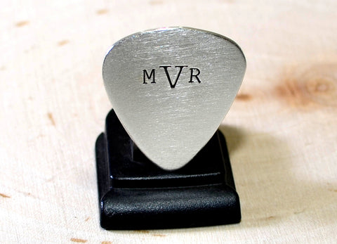 Monogrammed Sterling Silver Guitar Pick – Nici's Picks