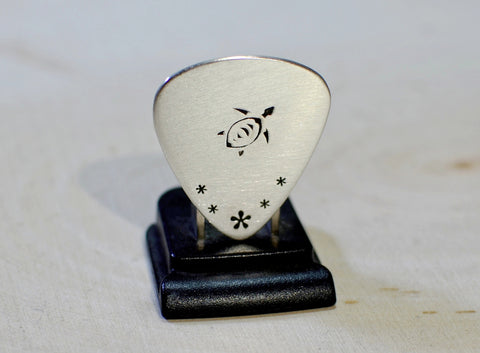 Sterling silver guitar pick with sea turtle – Nici's Picks